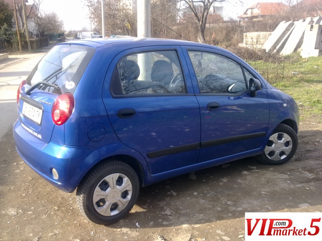 Се продава Спарк